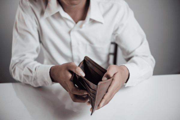 Wat als er geen geld is om de uitvaart te betalen?